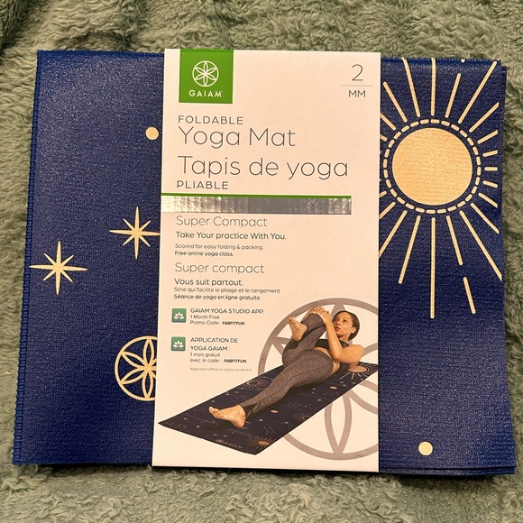 GAIAM | Other | Gaiam Foldable Yoga Mat 2mm Navy Gold Night Theme New ...